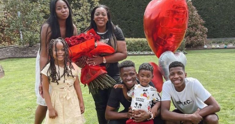 The beautiful family of Vinicius Júnior