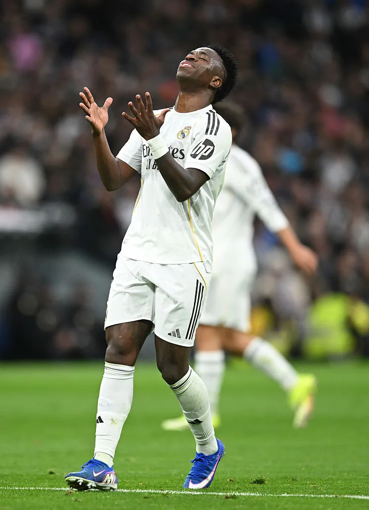 Vinicius Júnior Tells Inner Circle He Wants to Leave Real Madrid as Man ...